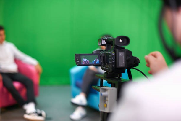 How-to Set Up a Professional Green Screen – EAGLE MEDIA LABS